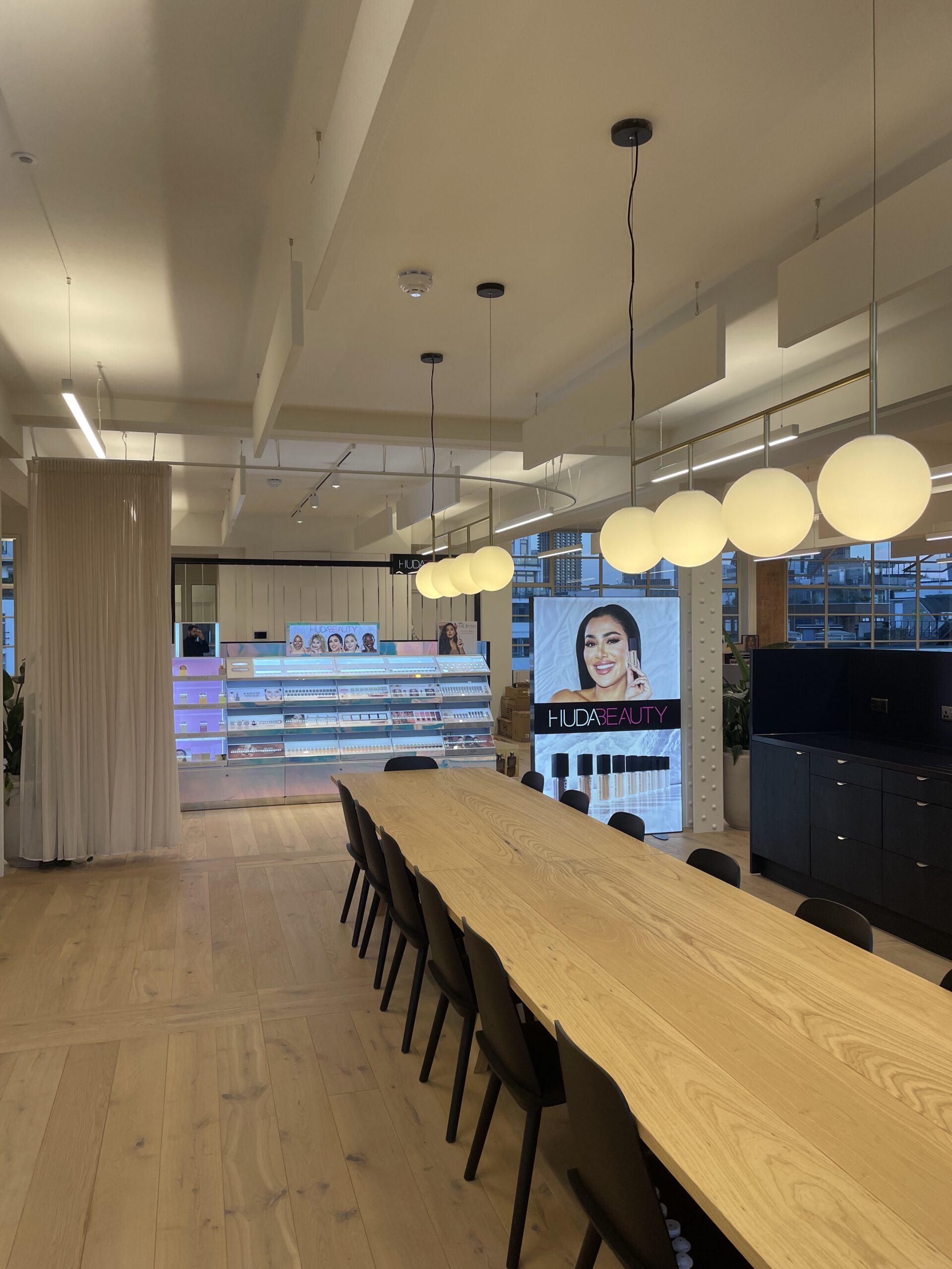 Huda Beauty - Workplace+